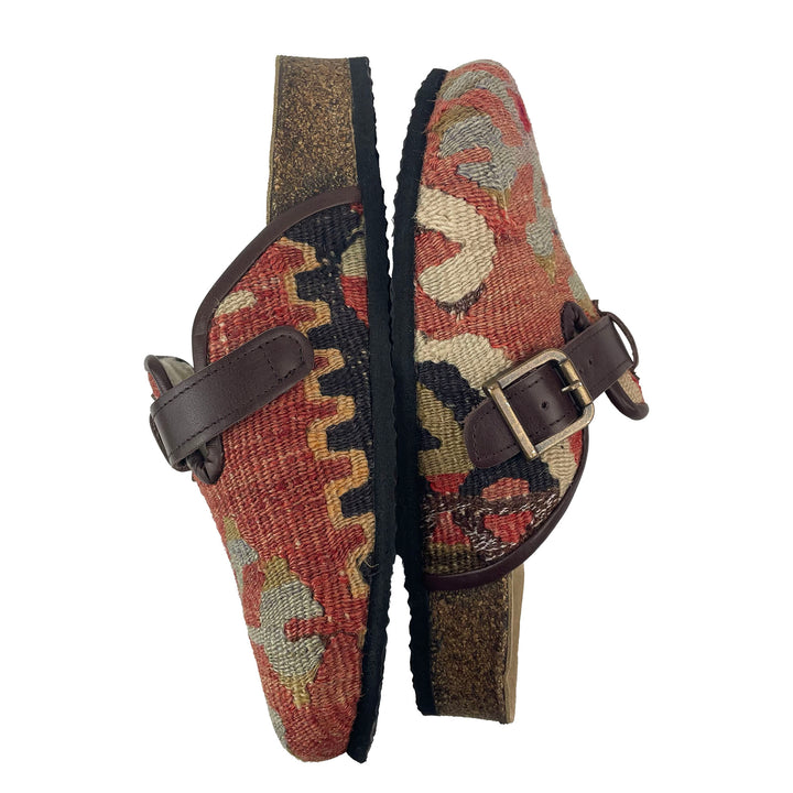 Carpet Clogs – World Secrets