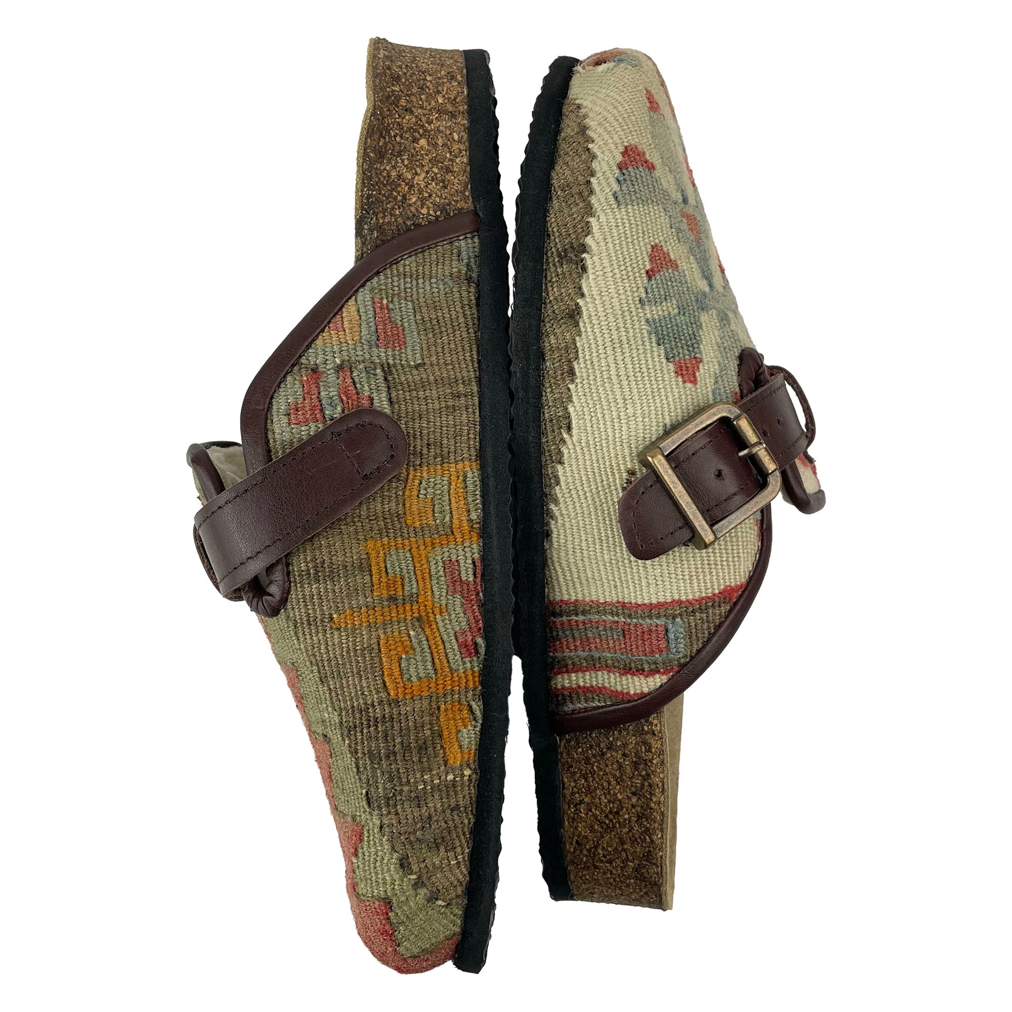 Carpet Clogs – World Secrets