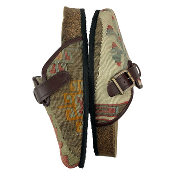 Carpet Clogs – World Secrets