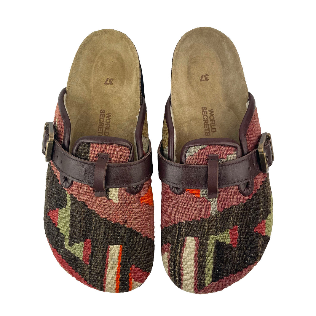 Carpet Clogs – World Secrets