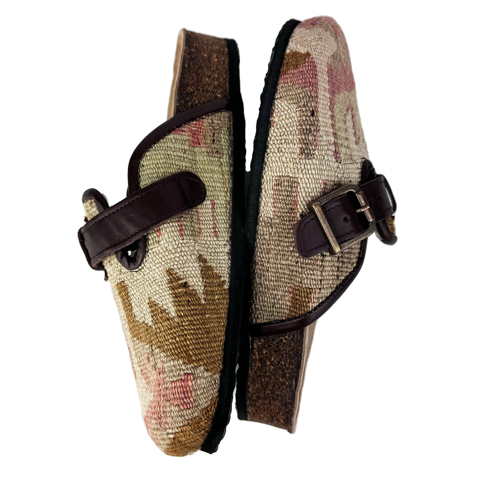 Carpet Clogs – World Secrets